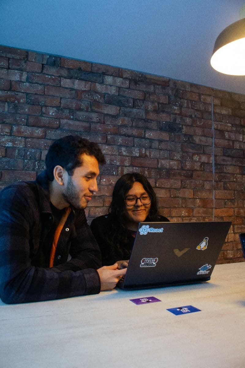 Sobre Nosotros - Agencia Gato